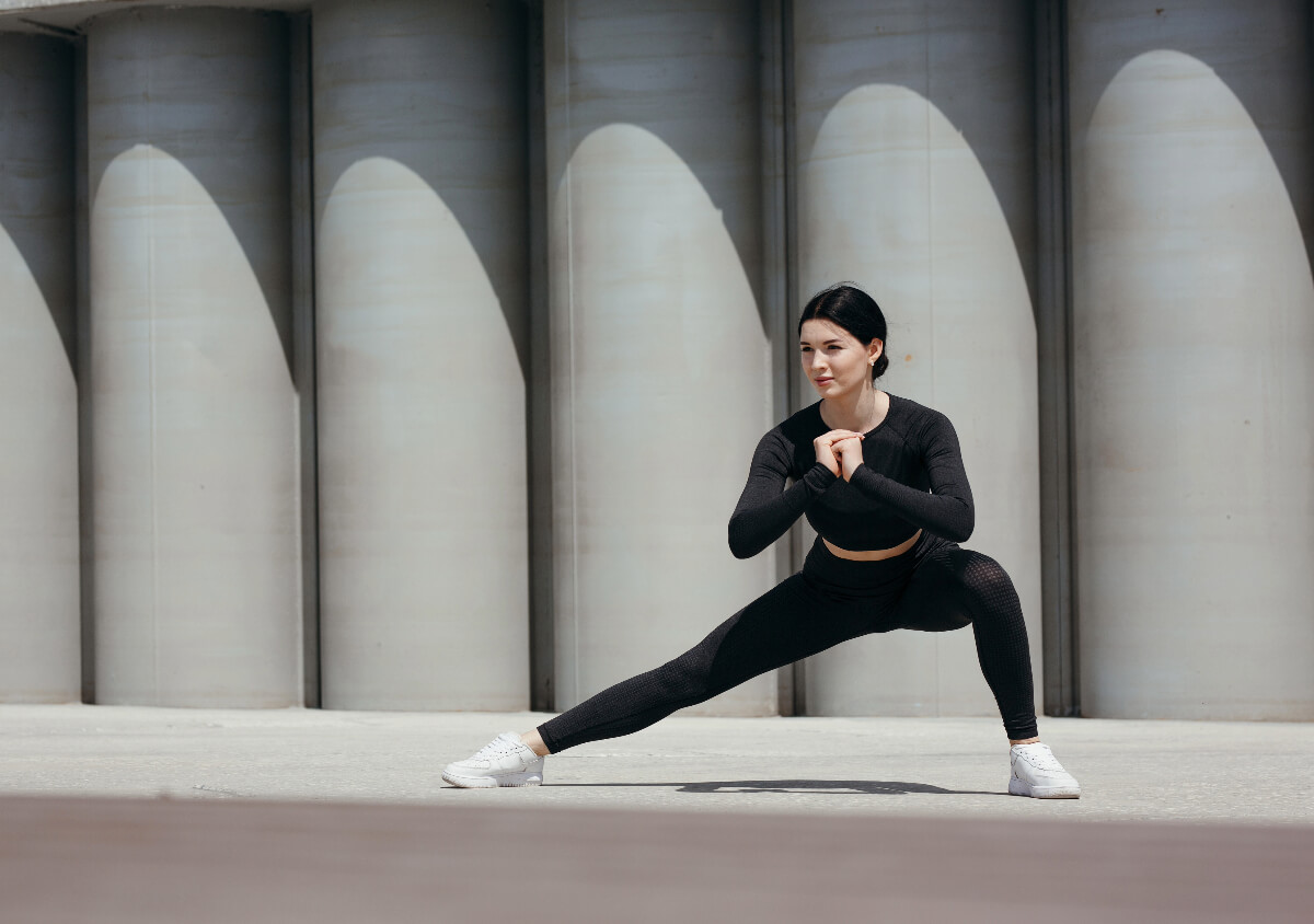 Lateral Lunge Stretch - DNA Physical Therapy